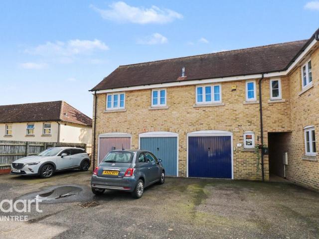 1 bedroom coach house for sale