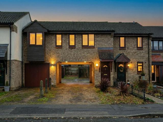 1 bedroom coach house for sale