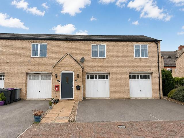 1 bedroom coach house for sale