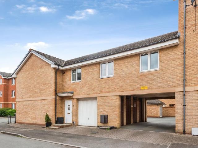 1 bedroom coach house for sale