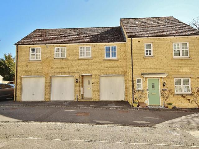 1 bedroom coach house for sale