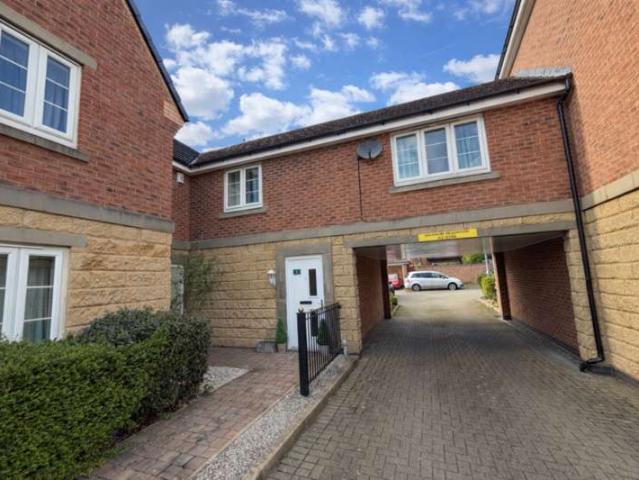 1 Bedroom Coach House Flat