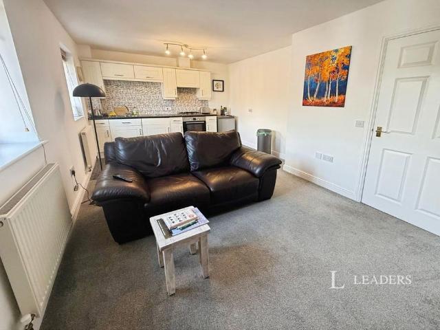 1 bedroom coach house to rent
