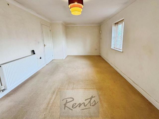1 bedroom coach house to rent