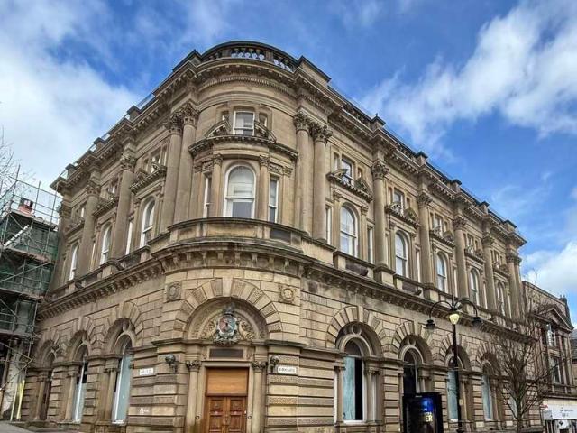 1 Bedroom Commercial Property