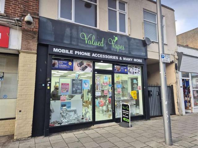 1 Bedroom Commercial Property