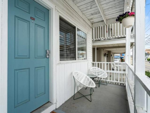 1‑Bedroom Condo close to the beach in Old Orchard!