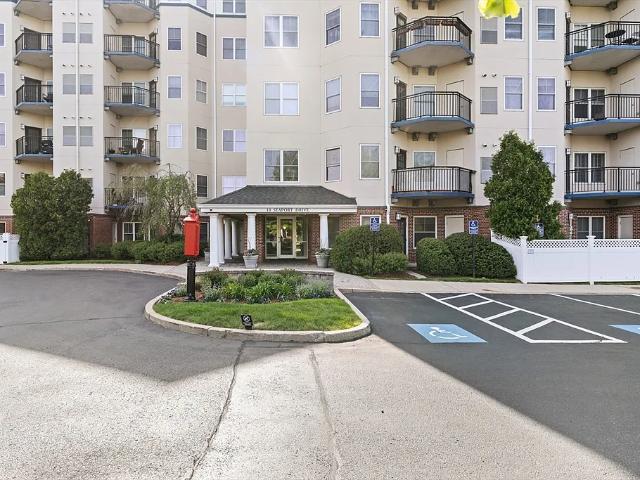 1 Bedroom Condo for Rent at 10 Seaport Dr #2107, Quincy, MA 02171 Marina Bay