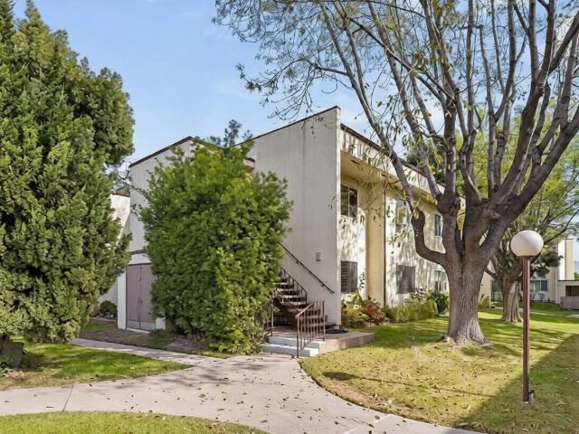 1 Bedroom Condo for Rent at 11813 Runnymede St #9, Los Angeles, CA 91605 North Hollywood North East