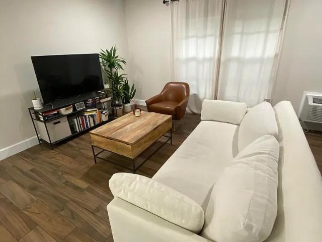 1 Bedroom Condo for Rent at 118 America Street #2, Orlando, FL 32801 South Orange