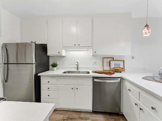 1 Bedroom Condo for Rent at 1101 Continentals Way #104, Belmont, CA 94002 Western Hills