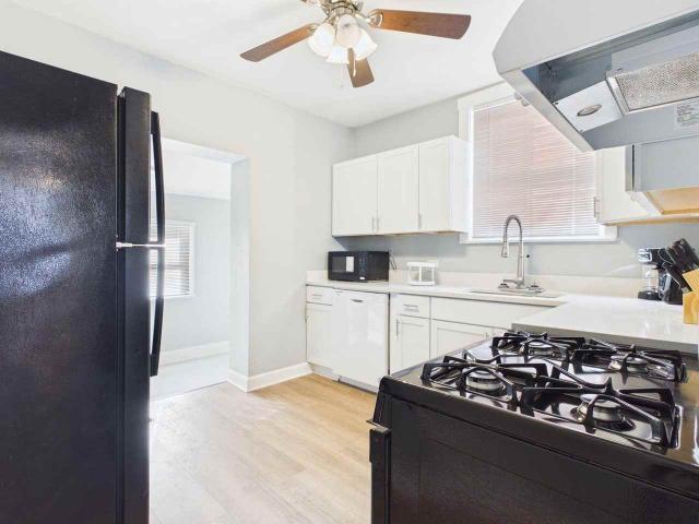 1 Bedroom Condo for Rent at 1111 19th St N, Arlington, VA 22209 North Rosslyn