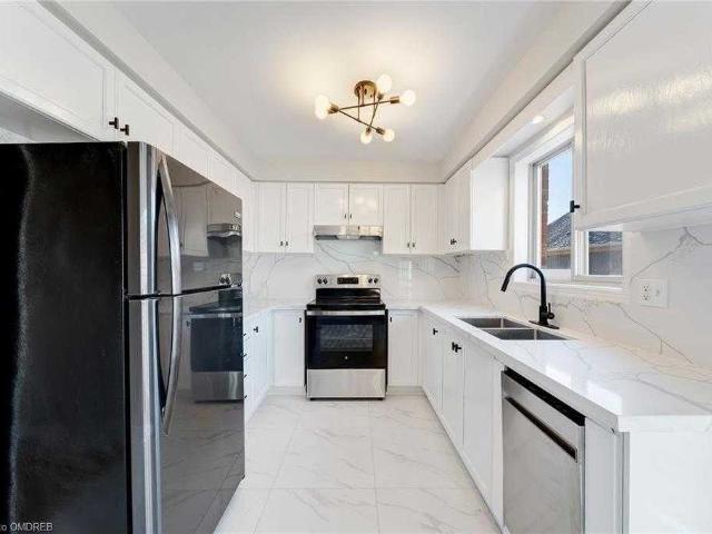 1 Bedroom Condo for Rent at 12446 Starcrest Dr, San Antonio, TX 78216 Arboretum