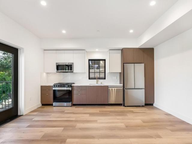 1 Bedroom Condo for Rent at 139 S Oak Knoll Ave, Pasadena, CA 91101 Downtown Pasadena