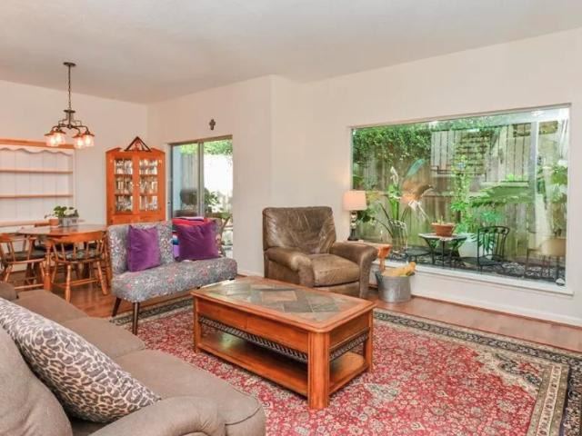1 Bedroom Condo for Rent at 1300 Augusta Drive #1 357, Houston, TX 77057 Great Uptown
