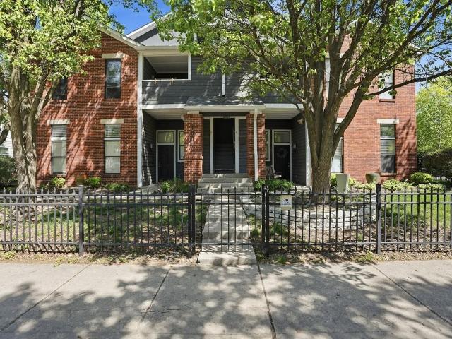 1 Bedroom Condo for Rent at 1304 N Alabama St #A, Indianapolis, IN 46202 Near Northside