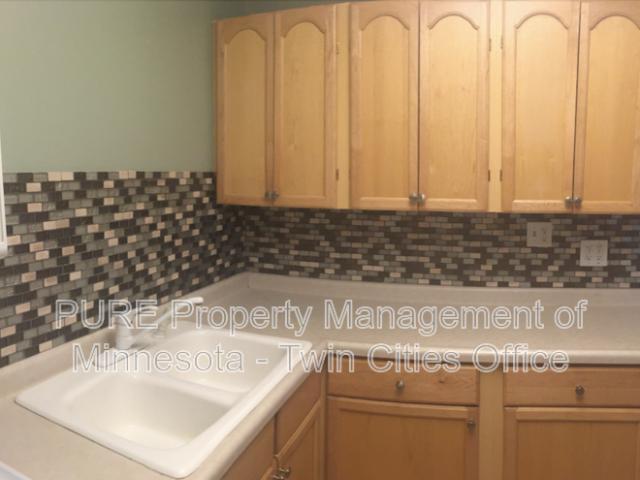 1 Bedroom Condo for Rent at 1311 W 82nd St #D, Bloomington, MN 55420