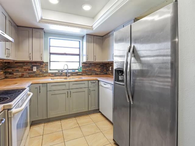 1 Bedroom Condo for Rent at 1403 56th St W, Bradenton, FL 34209