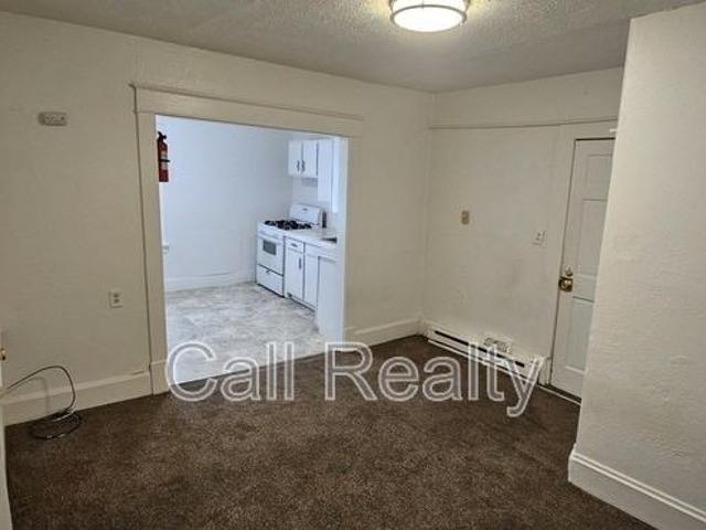 1 Bedroom Condo for Rent at 1421 W Maxwell Ave #2, Spokane, WA 99201 West Central