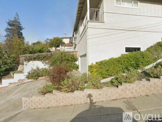 1 Bedroom Condo for Rent at 15941 Gramercy Dr #2, Castro Valley, CA 94578
