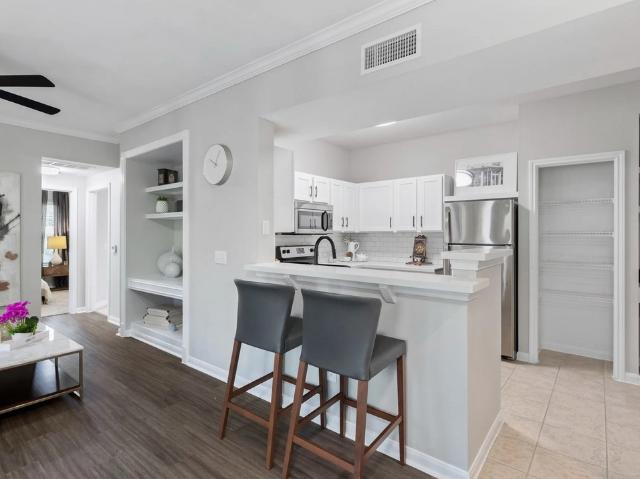 1 Bedroom Condo for Rent at 15000 West Airport Boulevard #21.53, Sugar Land, TX 77498
