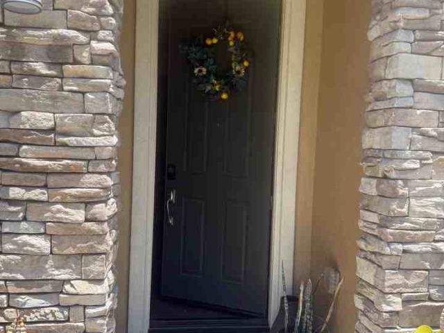 1 Bedroom Condo for Rent at 16502 Casa Grande Ave, Fontana, CA 92336