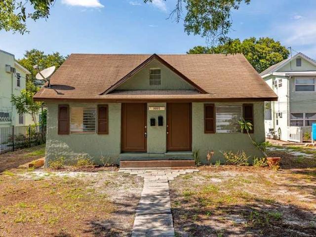 1 Bedroom Condo for Rent at 1665 28th Ave N #W, St Petersburg, FL 33713