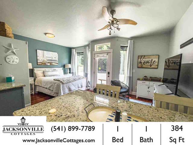 1 Bedroom Condo for Rent at 175 E E St, Jacksonville, OR 97530