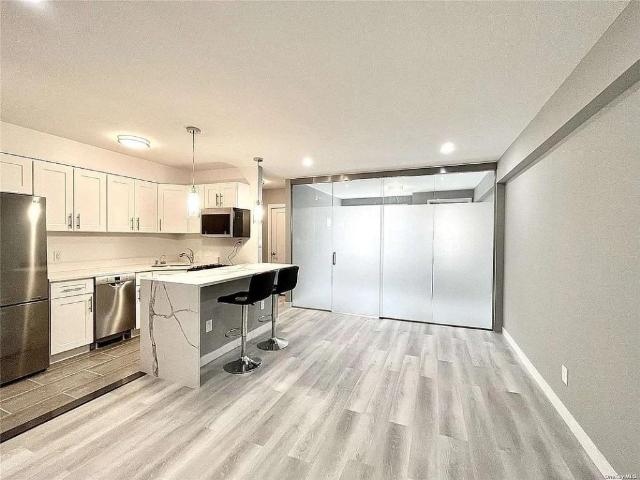 1 Bedroom Condo for Rent at 170 W 23rd St #2Q, New York, NY 10011 Chelsea