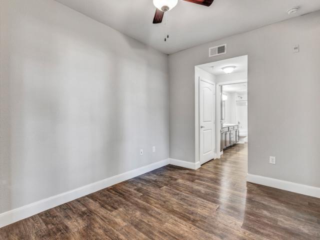 1 Bedroom Condo for Rent at 18545 University Boulevard #112.273, Sugar Land, TX 77479