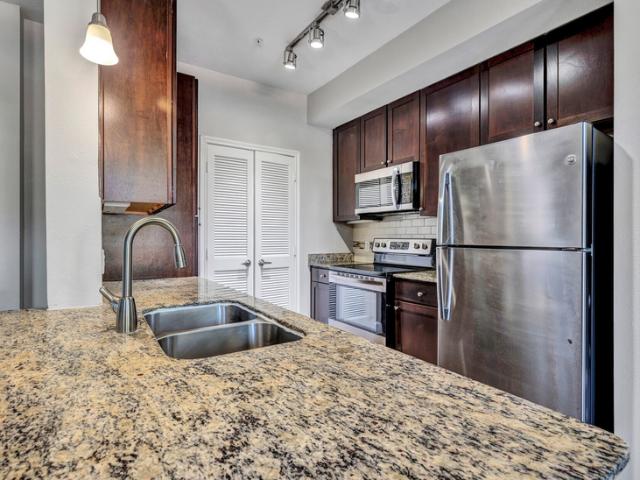1 Bedroom Condo for Rent at 18545 University Boulevard #113.307, Sugar Land, TX 77479