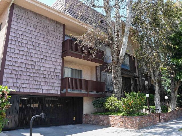 1 Bedroom Condo for Rent at 1865 Greenfield Ave #101, Los Angeles, CA 90025 Westside