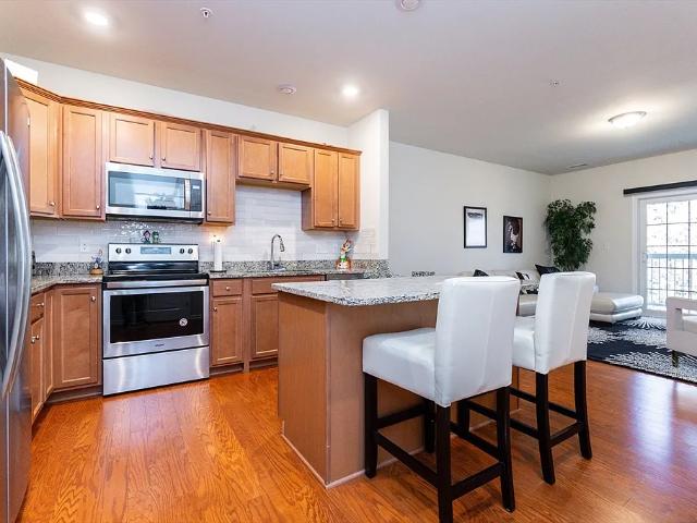 1 Bedroom Condo for Rent at 200 Martins Lndg #211, North Reading, MA 01864