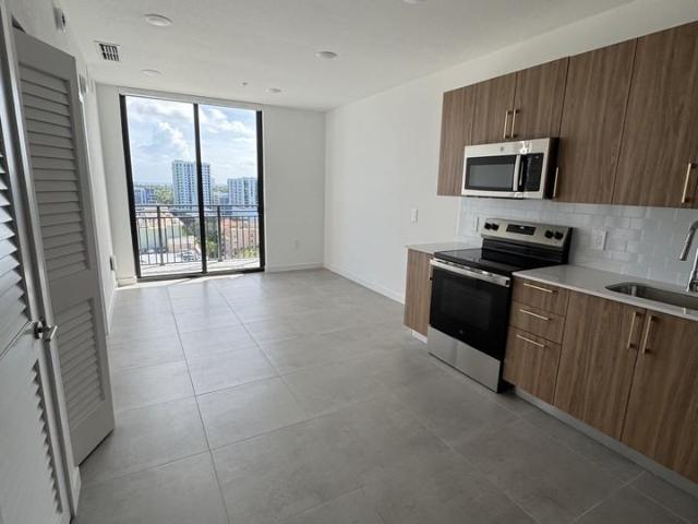 1 Bedroom Condo for Rent at 2030 Jackson Street #A 1, Hollywood, FL 33020 Parkside