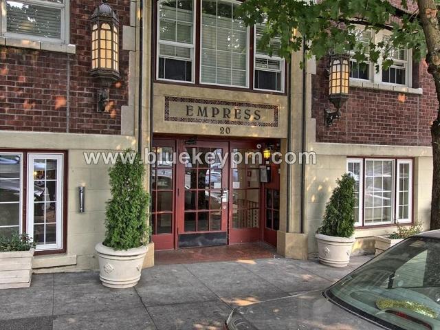 1 Bedroom Condo for Rent at 20 Nw 16th Ave #302, Portland, OR 97209 Northwest District