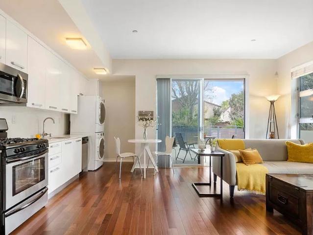 1 Bedroom Condo for Rent at 217 S Marengo Ave #112, Pasadena, CA 91101 Downtown Pasadena