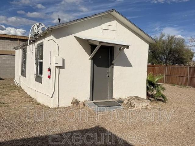 1 Bedroom Condo for Rent at 234 E 32nd St, Tucson, AZ 85713