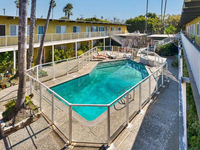 1 Bedroom Condo for Rent at 2325 Kansas Ave #2, Santa Monica, CA 90404 Pico