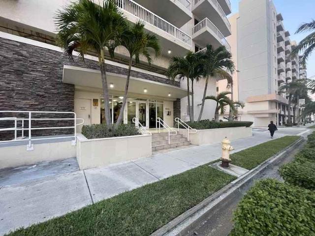 1 Bedroom Condo for Rent at 2400 Sw 27th Ave #1, Miami, FL 33145 Coral Way
