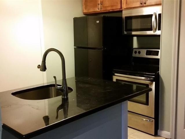 1 Bedroom Condo for Rent at 2510 San Gabriel St #1212 1, Austin, TX 78705 West University