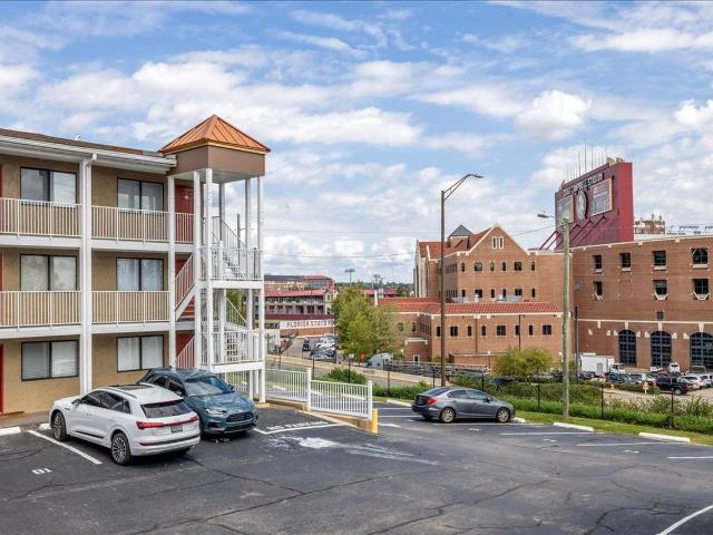 1 Bedroom Condo for Rent at 253 Hayden Rd, Tallahassee, FL 32304