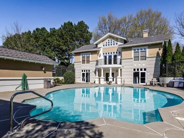 1 Bedroom Condo for Rent at 2700 Pine Tree Rd Ne #1115, North Atlanta, GA 30324 Pine Hills