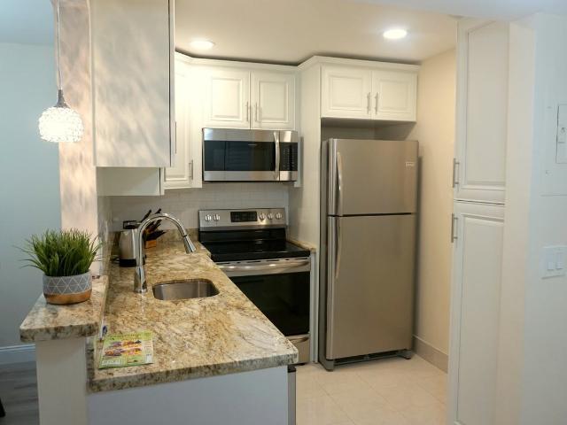 1 Bedroom Condo for Rent at 2851 Somerset Drive, Lauderdale Lakes, FL 33311