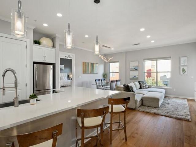 1 Bedroom Condo for Rent at 2950 McKinney Avenue #2581, Dallas, TX 75204 Uptown