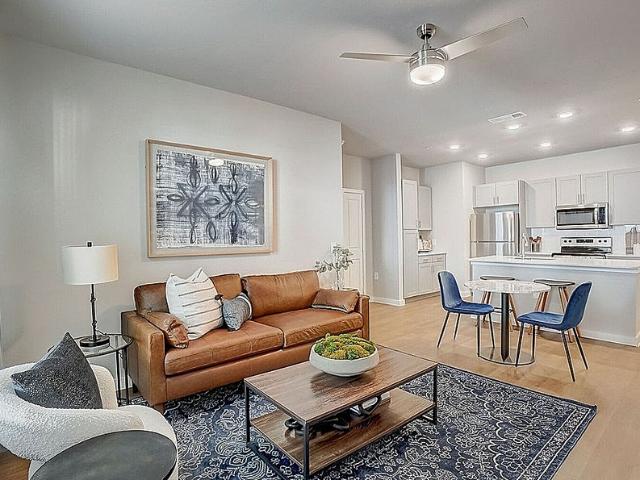 1 Bedroom Condo for Rent at 2990 North Forum Drive #61.005, Grand Prairie, TX 75052