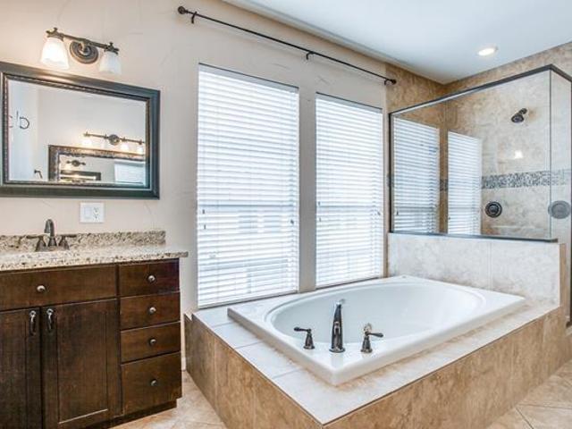1 Bedroom Condo for Rent at 2902 State Street #1 3251, Dallas, TX 75204 Uptown