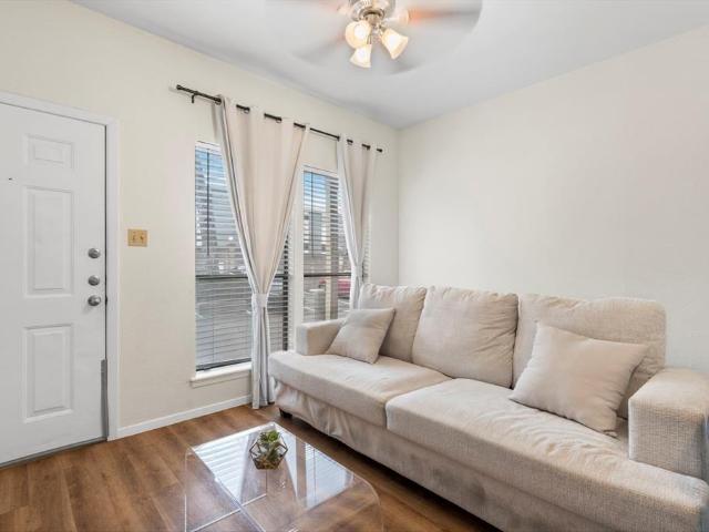 1 Bedroom Condo for Rent at 3000 Guadalupe St #110, Austin, TX 78705 West University