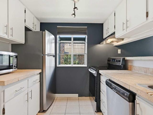 1 Bedroom Condo for Rent at 3021 S Ursula Cir #301, Aurora, CO 80014 The Dam