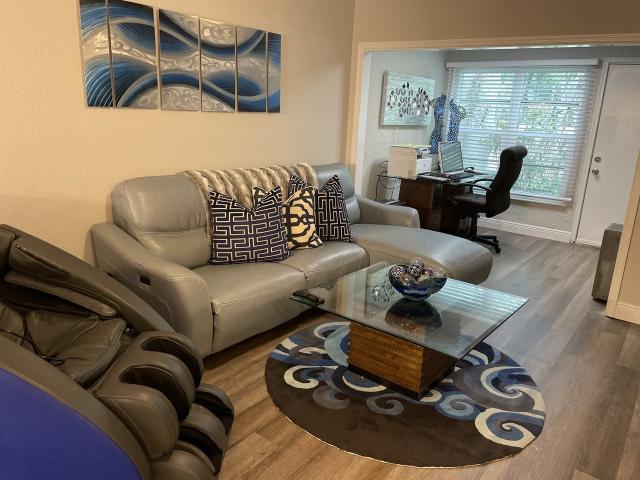 1 Bedroom Condo for Rent at 3034 Eastland Blvd, Clearwater, FL 33761