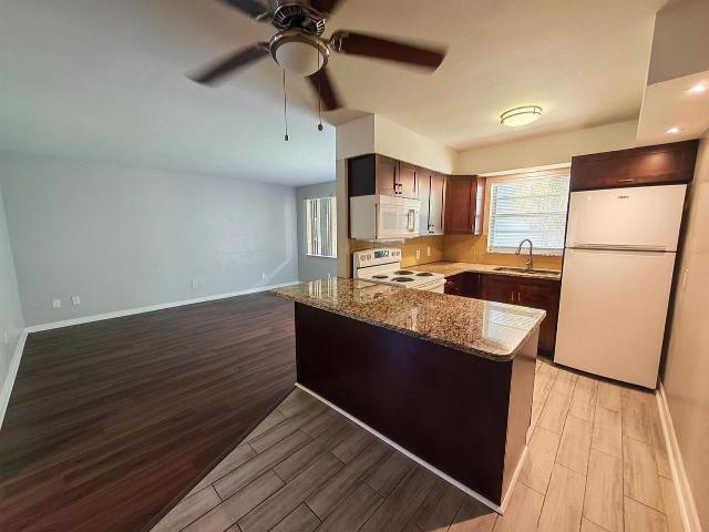 1 Bedroom Condo for Rent at 3100 36th St N #7, St. Petersburg, FL 33713 Disston Heights